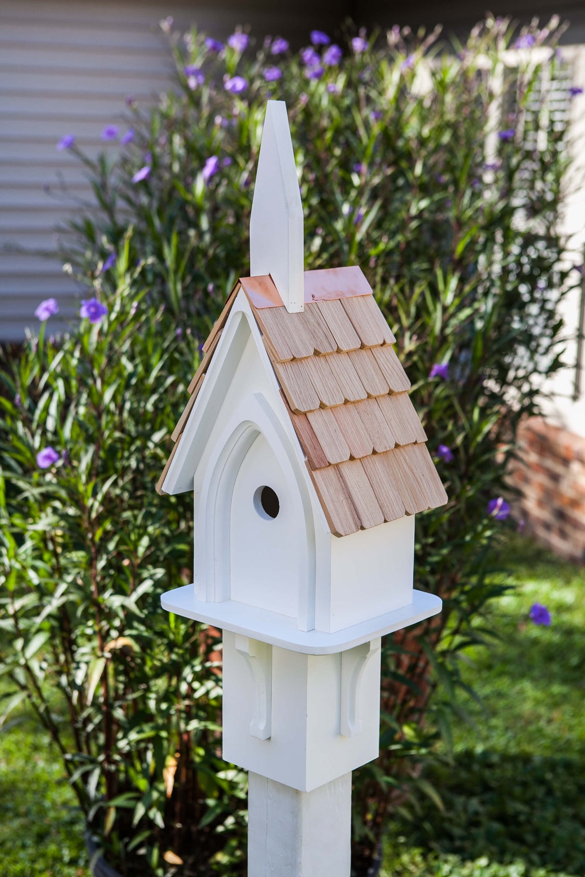 Classic White Chapel Chirpin Birdhouse | Cedar Single and Long Lasting ...